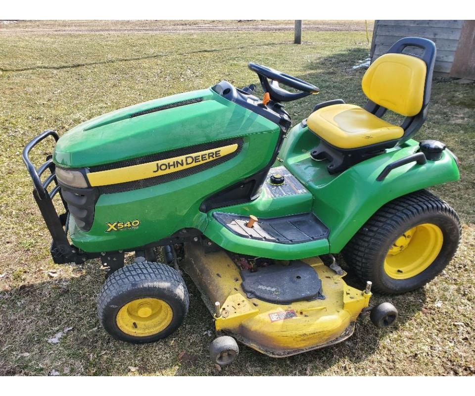 Lee & Lorna Hoppa Live Estate Auction 051123