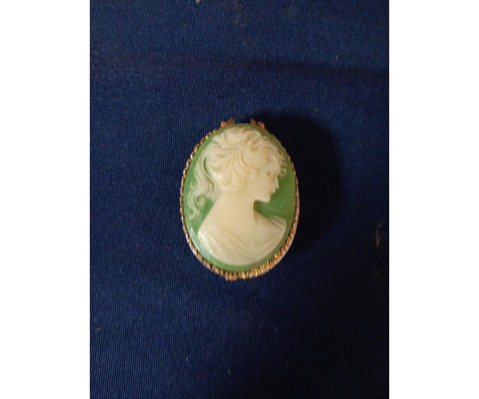 Cataloged Jewelry Auction Cameos, Pearls, Perfume Bottles, Gold, Silver
