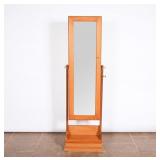 Antiques & Vintage Furniture, Appliances - Estate Auction